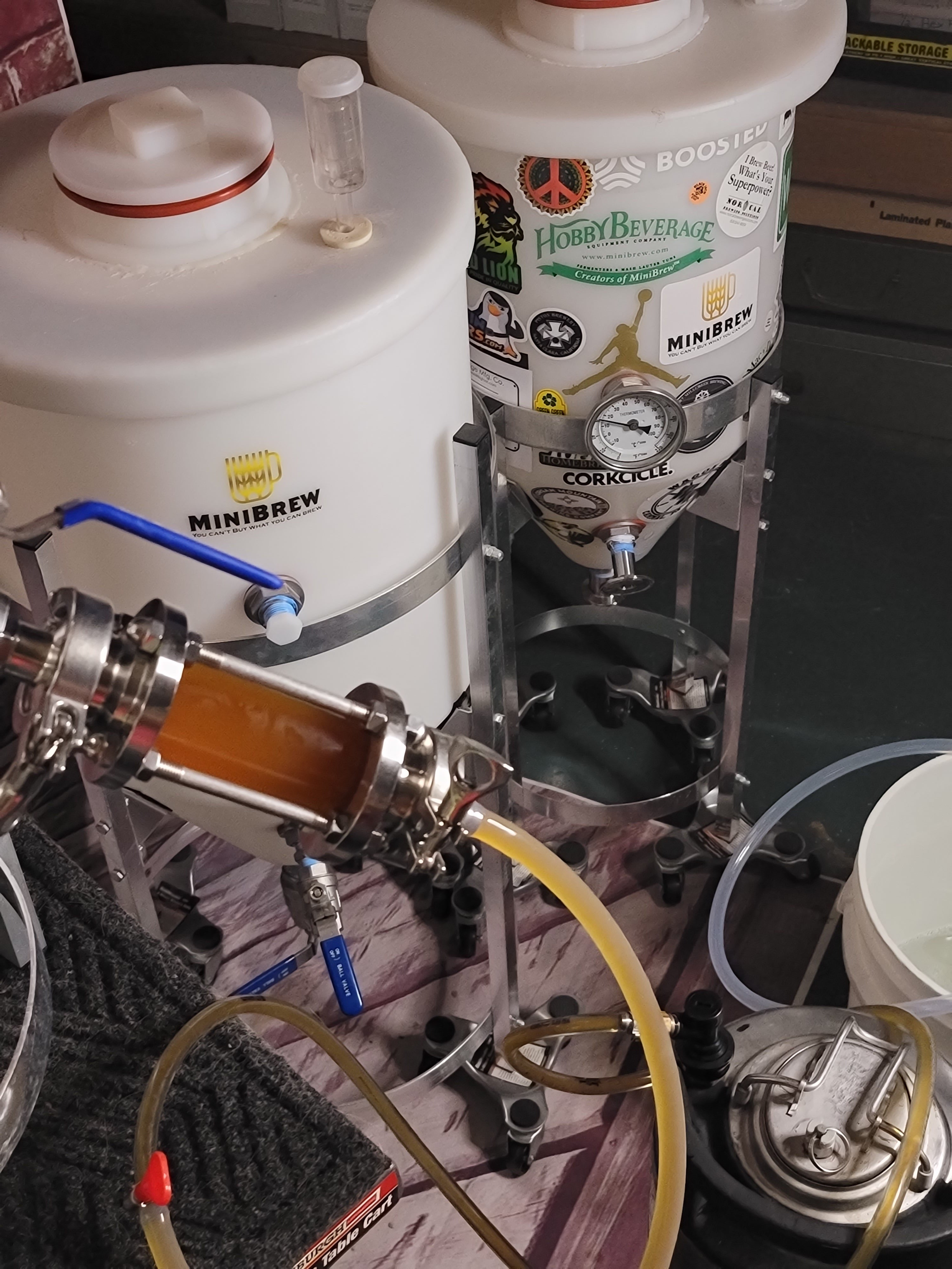 Fermenters. Which one? Here are several factors to consider. 🍺 – MiniBrew